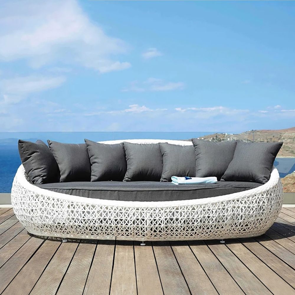 1800mm Oval Rattan Outdoor Daybed Sofa With Cushion Pillow
