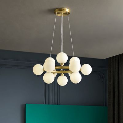 Lustre rond en laiton moderne à 12 lumières avec abat-jour en verre ...