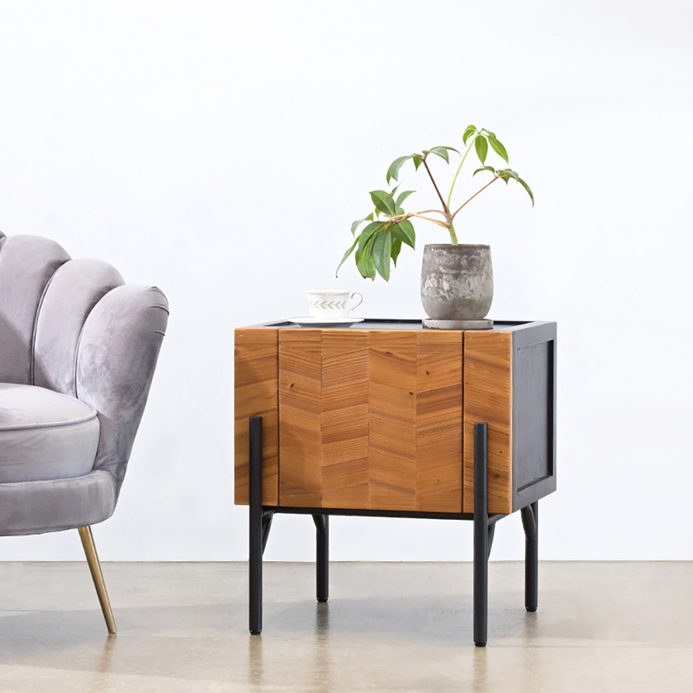 Cottage Natural Nightstand Fishbone Pattern Bedside Table with Storage ...